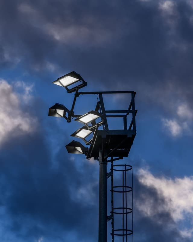 R–System: flagship product for large area lighting